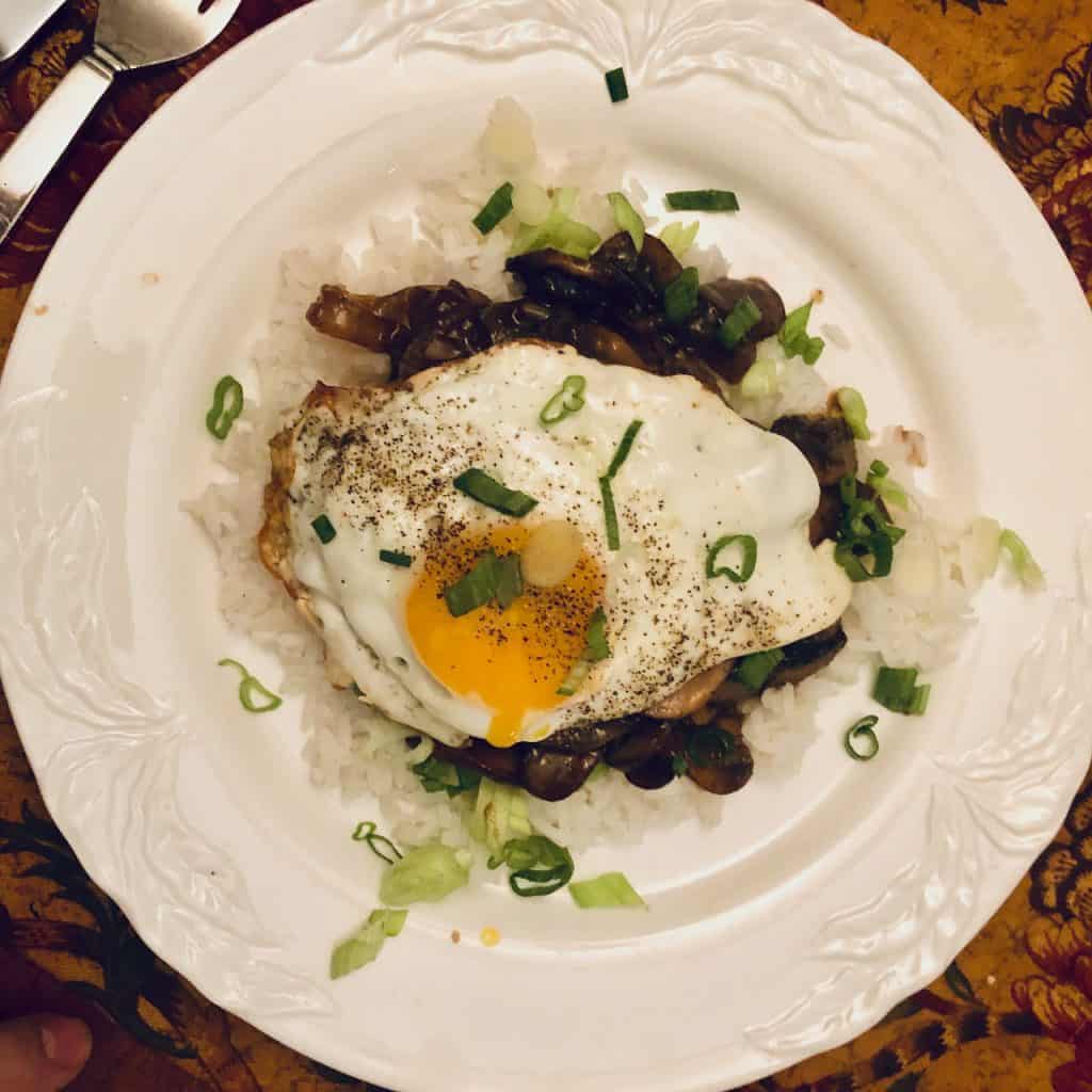 Let’s head to Hawaii for Two Local Specialties: Loco Moco and Holoholo